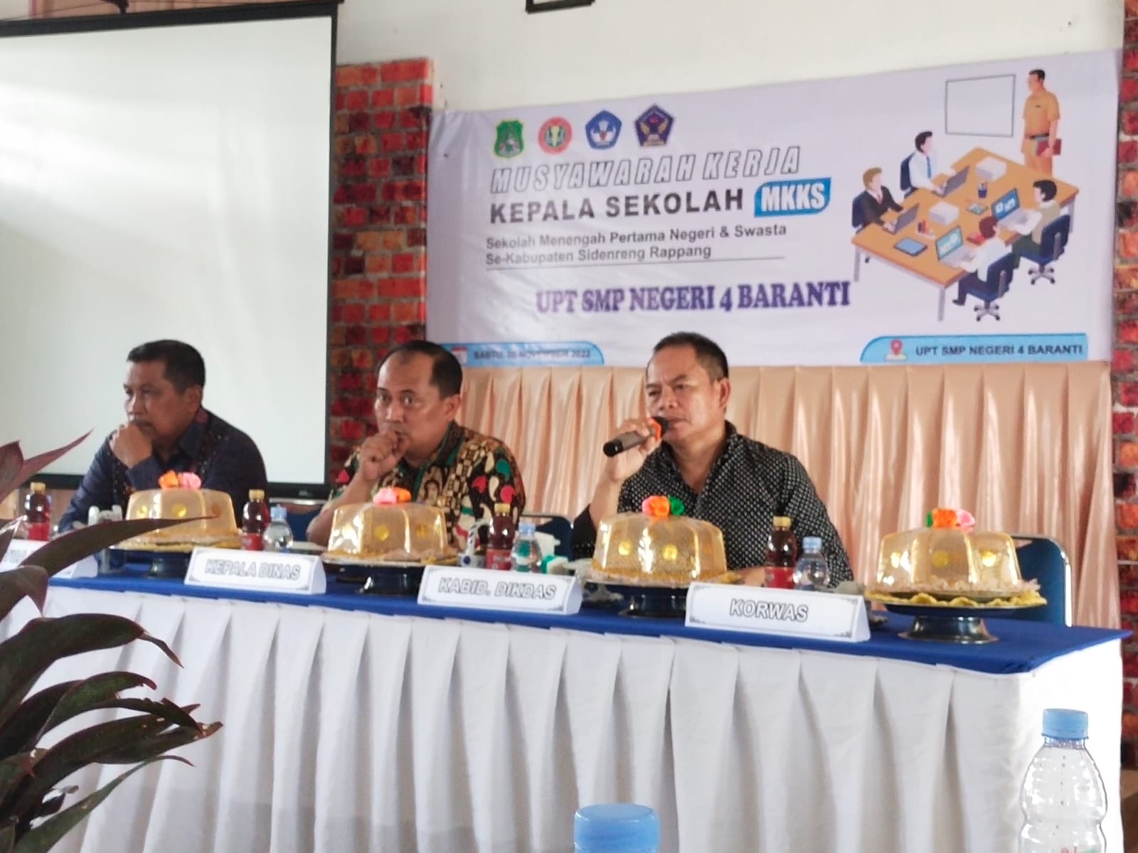 MKKS SMP negeri dan swasta se Kabupaten Sidenreng Rappang Bahas Soal ...