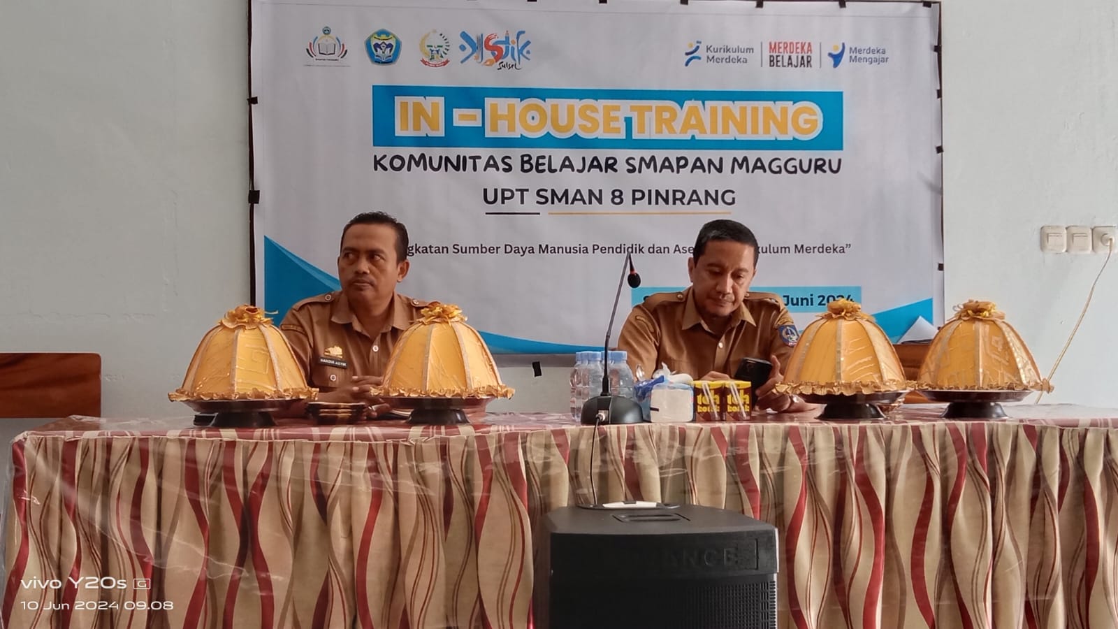 KOMBEL “SMAPAN Magguru” SMAN 8 Pinrang Gelar IHT - Dunia Pendidikan