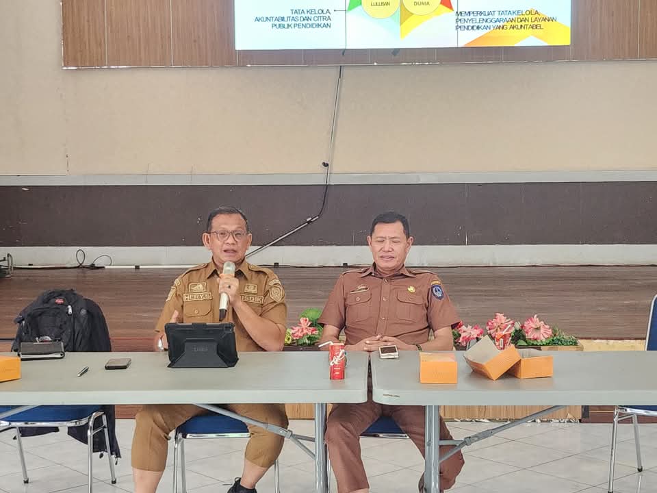 Andi Umar Patta Terpilih Aklamasi sebagai Ketua MKKS SMK Sulsel Periode 2025-2028 - Dunia Pendidikan