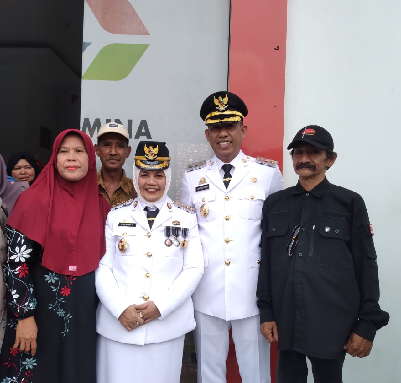 Ribuan Masyarakat Bumi Panrita Kitta Sambut Kedatangan Bupati dan Wakil Bupati Periode 2025-2030 ...